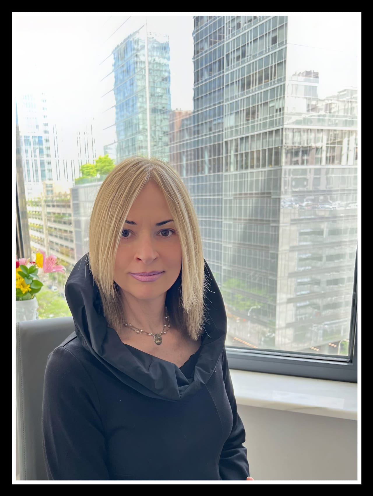 About Rhonda Hoff | Chicago Real Estate