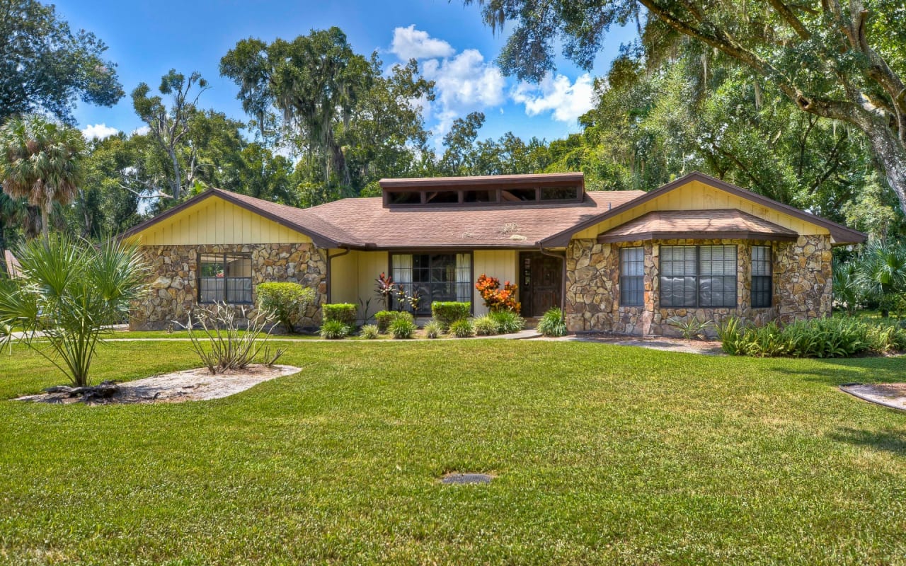 Sold | 4619 Ridgecliff Dr