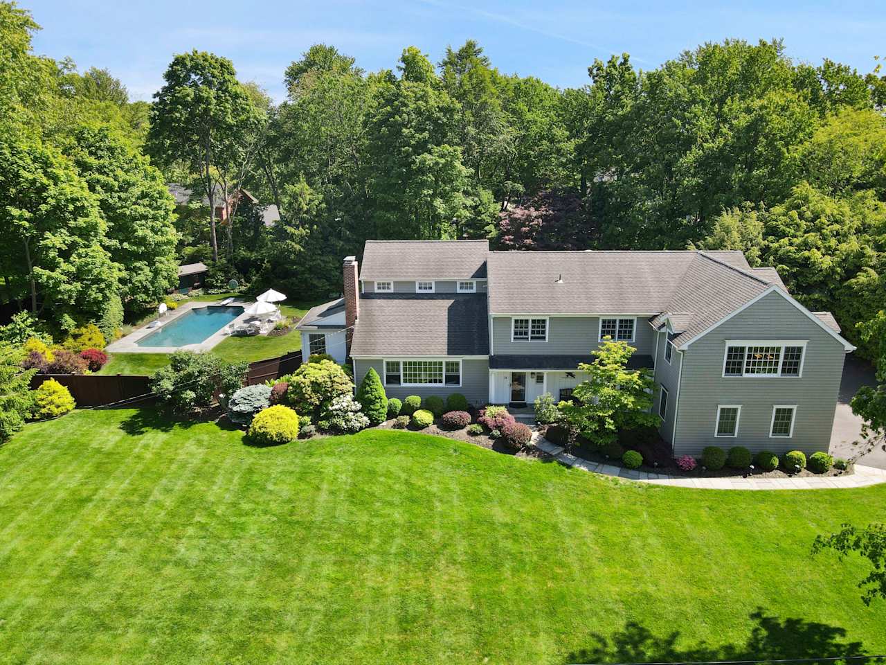 34 Summit Ridge Road | The Sarsen Team