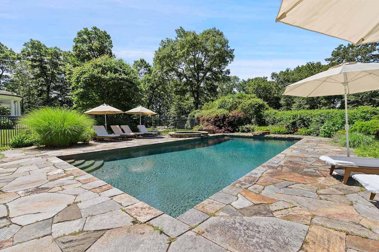 6 Hallock Place, Armonk NY | Thomas Wright Estates | Brian Milton ...