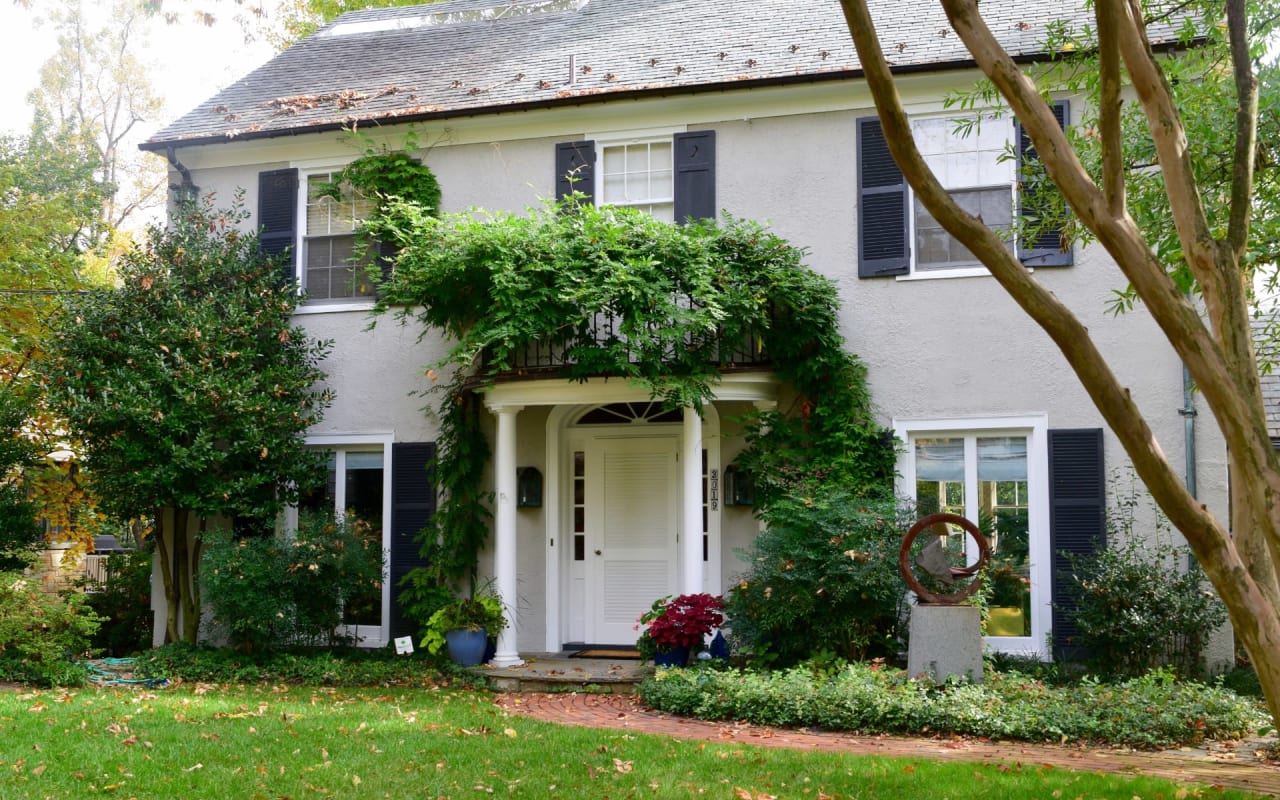 Wesley Heights | Neighborhood Guide | Wydler Brothers of Compass ...