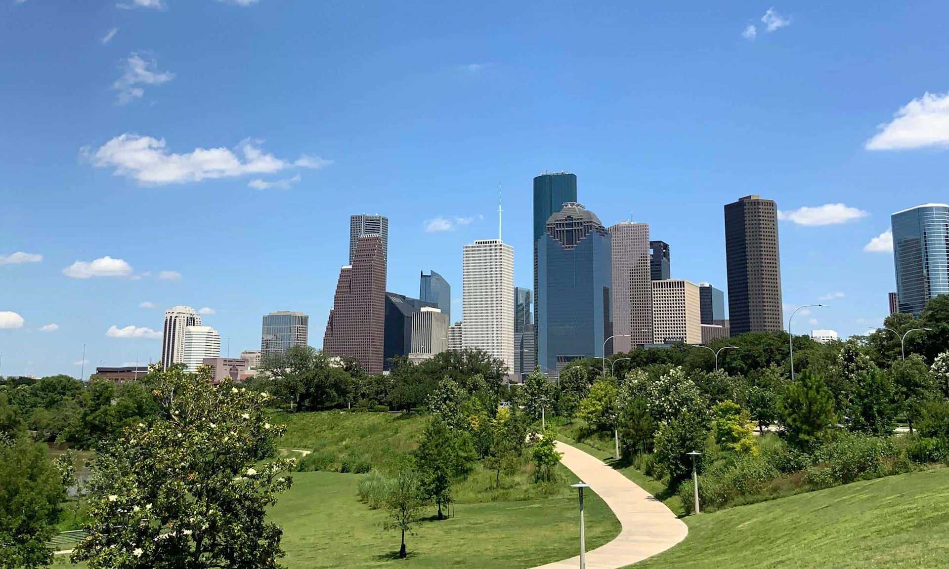 Houston Properties - Luxe Monarch Realty