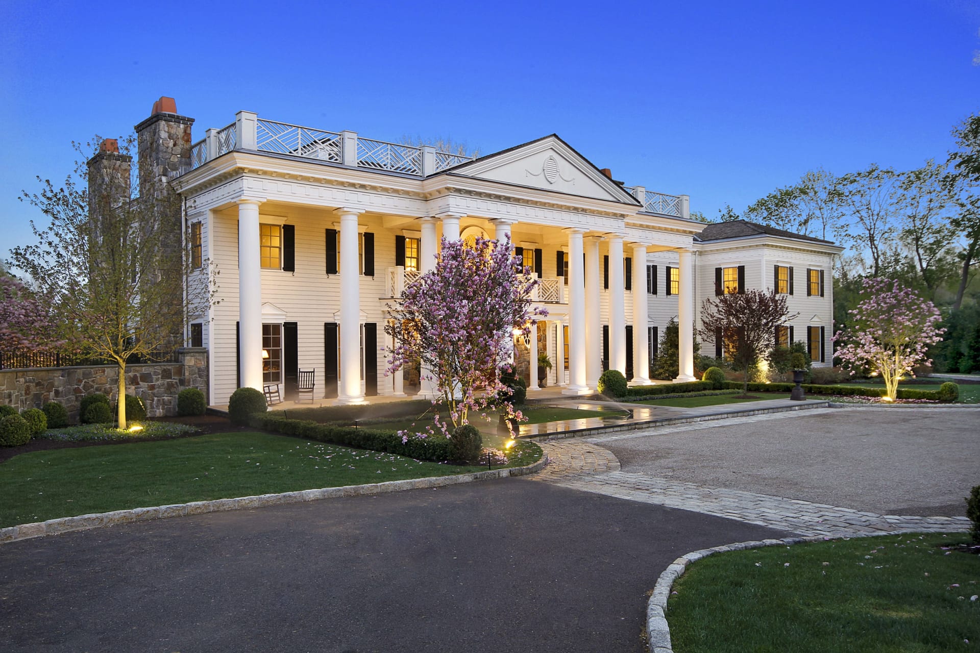 Brian Milton | Compass Luxury Real Estate Specialist