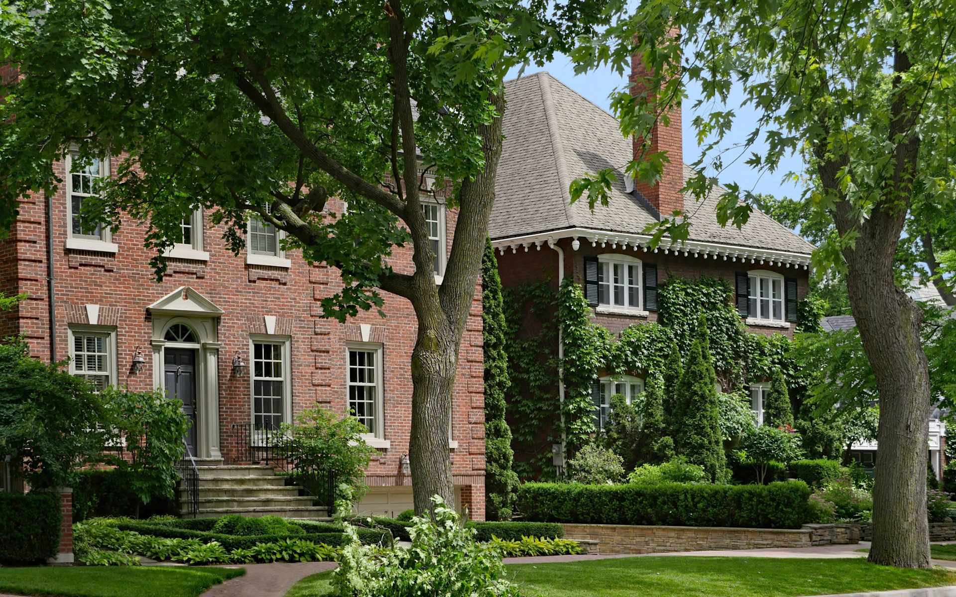 Explore Chicago Neighborhoods | Capitanini Team