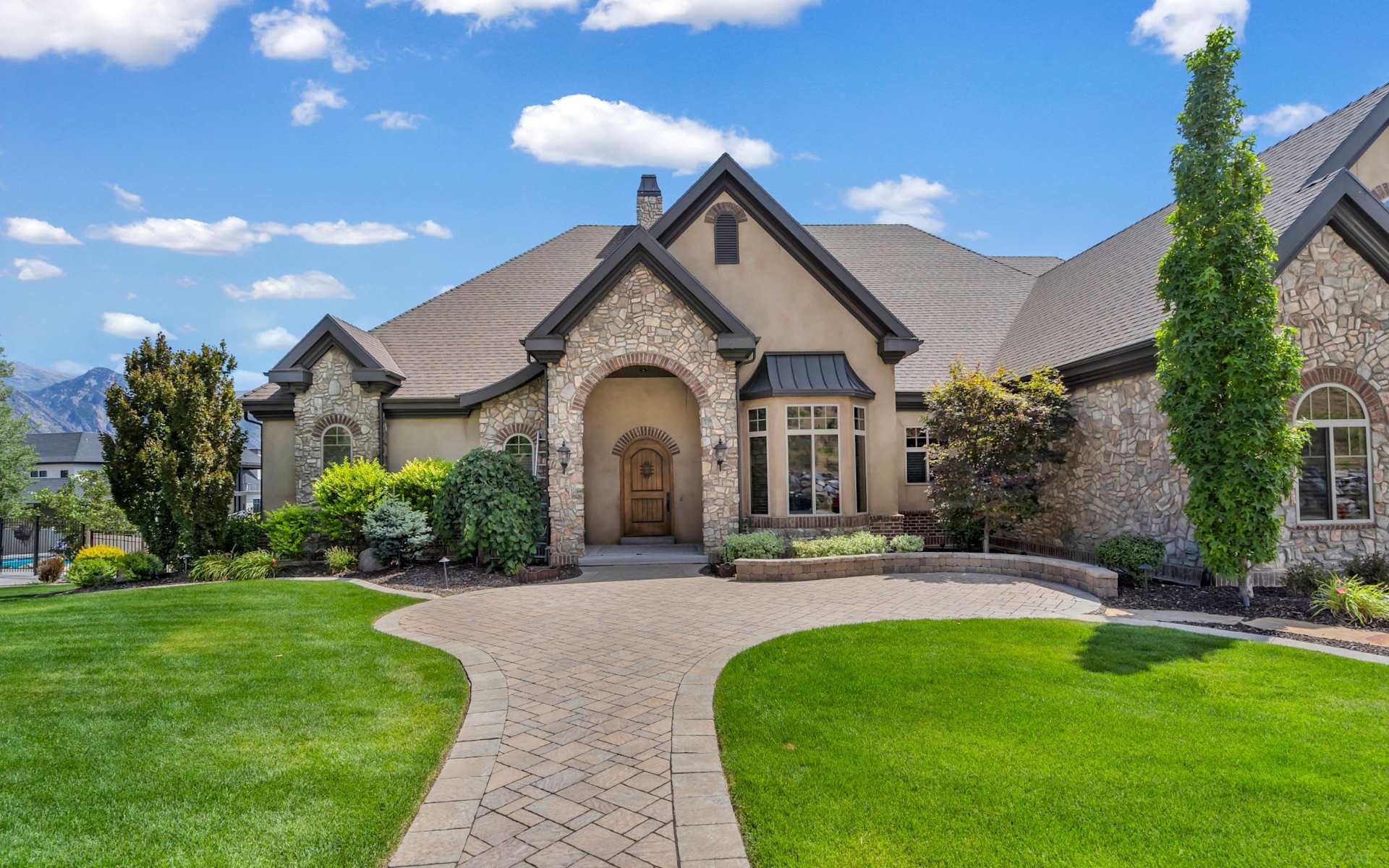 Brook Rowe | Seattle Area Real Estate Expert