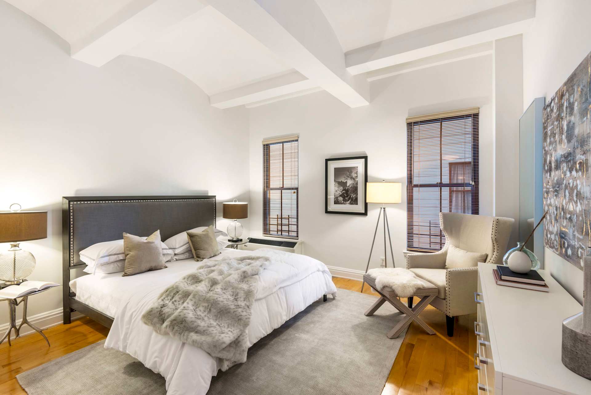 Marketing | Laura Cao Team