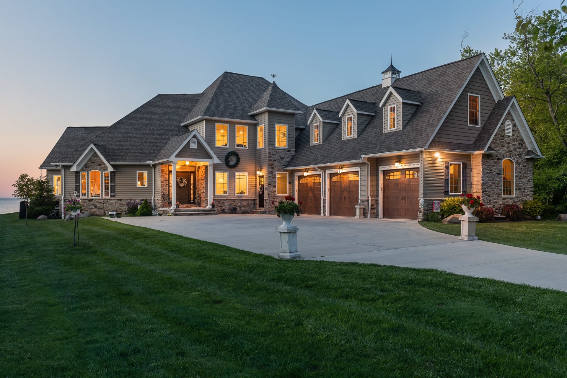 The Ohio Luxury Home Experts