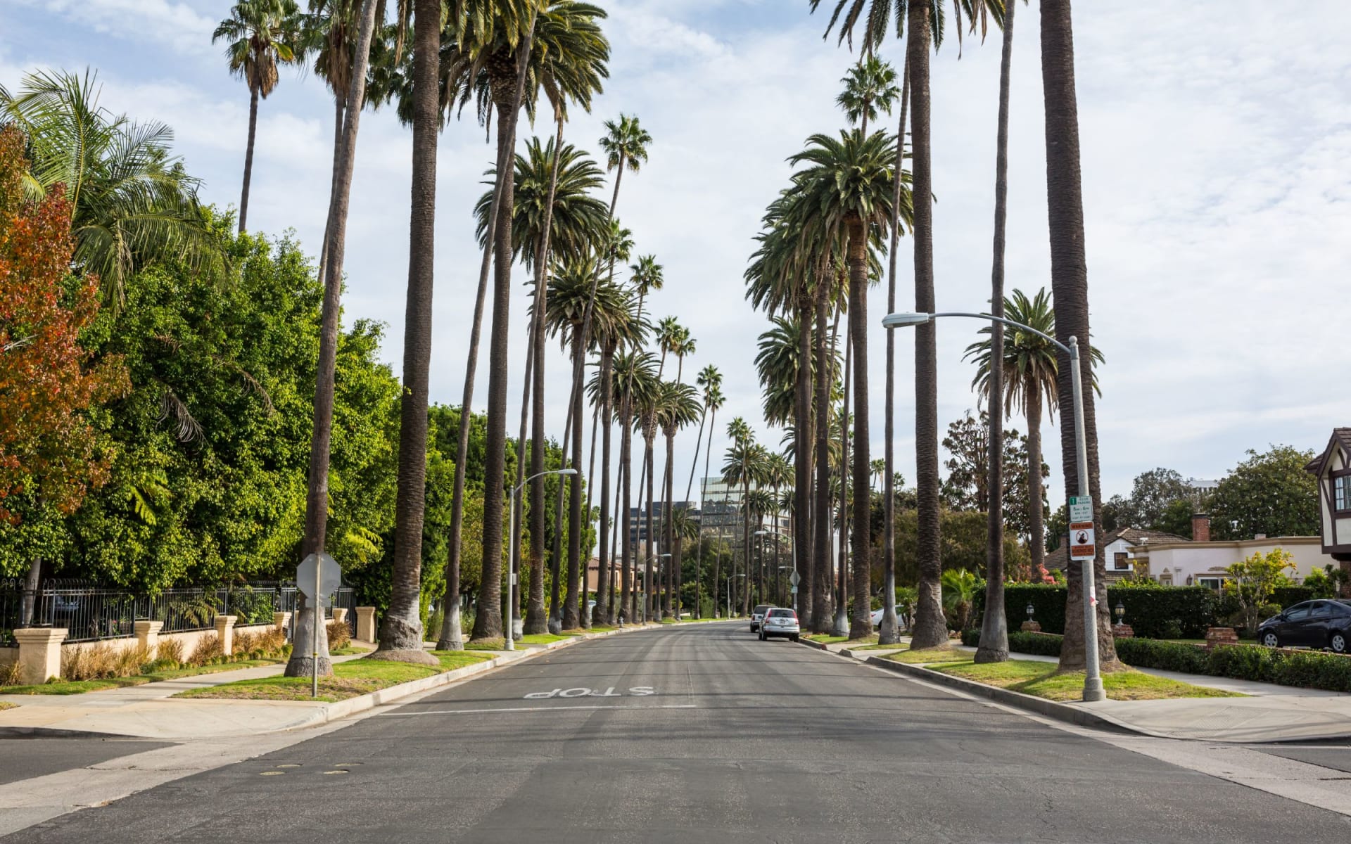 Neighborhoods | Roshanda Hill | Los Angeles Real Estate Expert