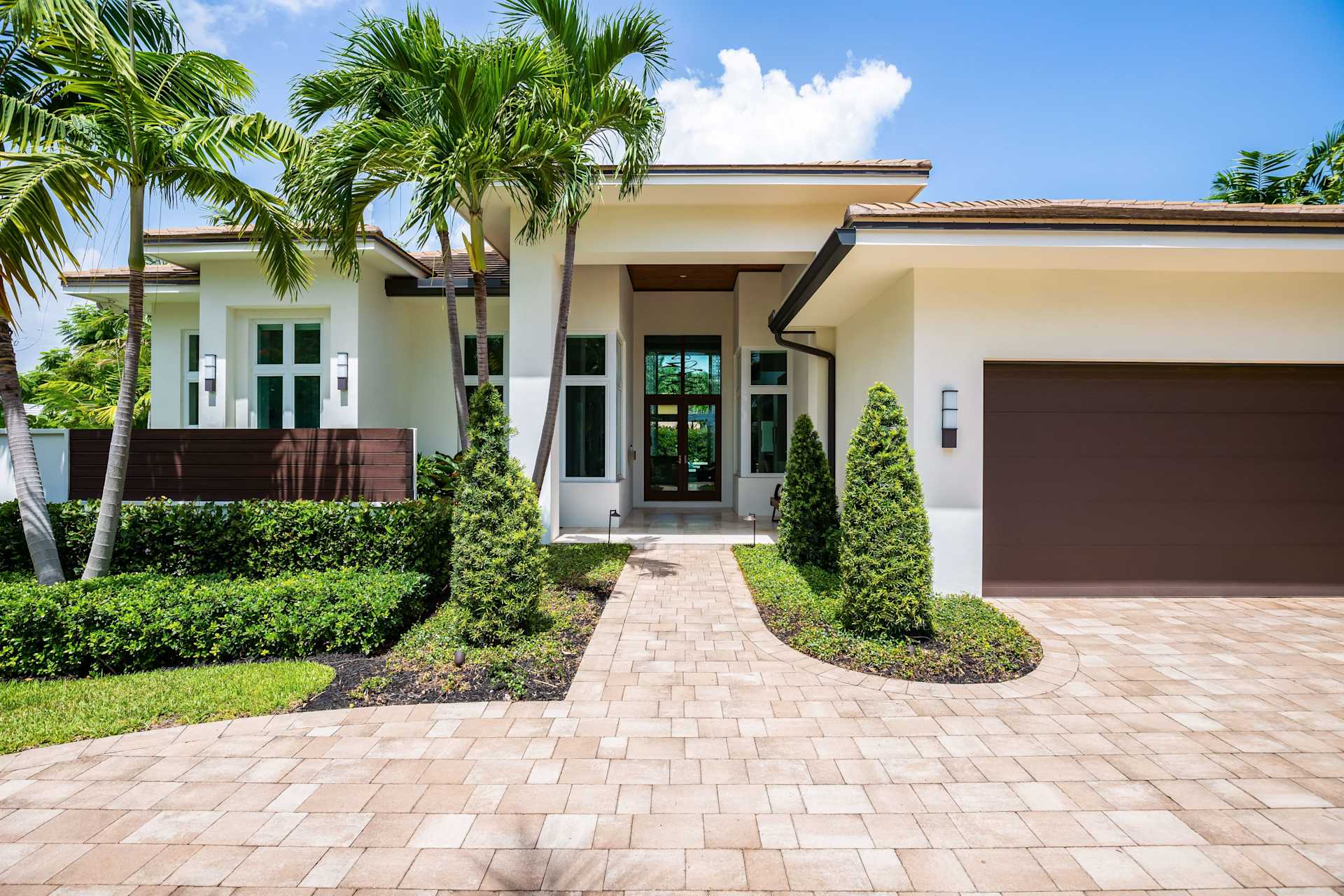 Discover Properties for Sale in Sarasota | Gregg Center