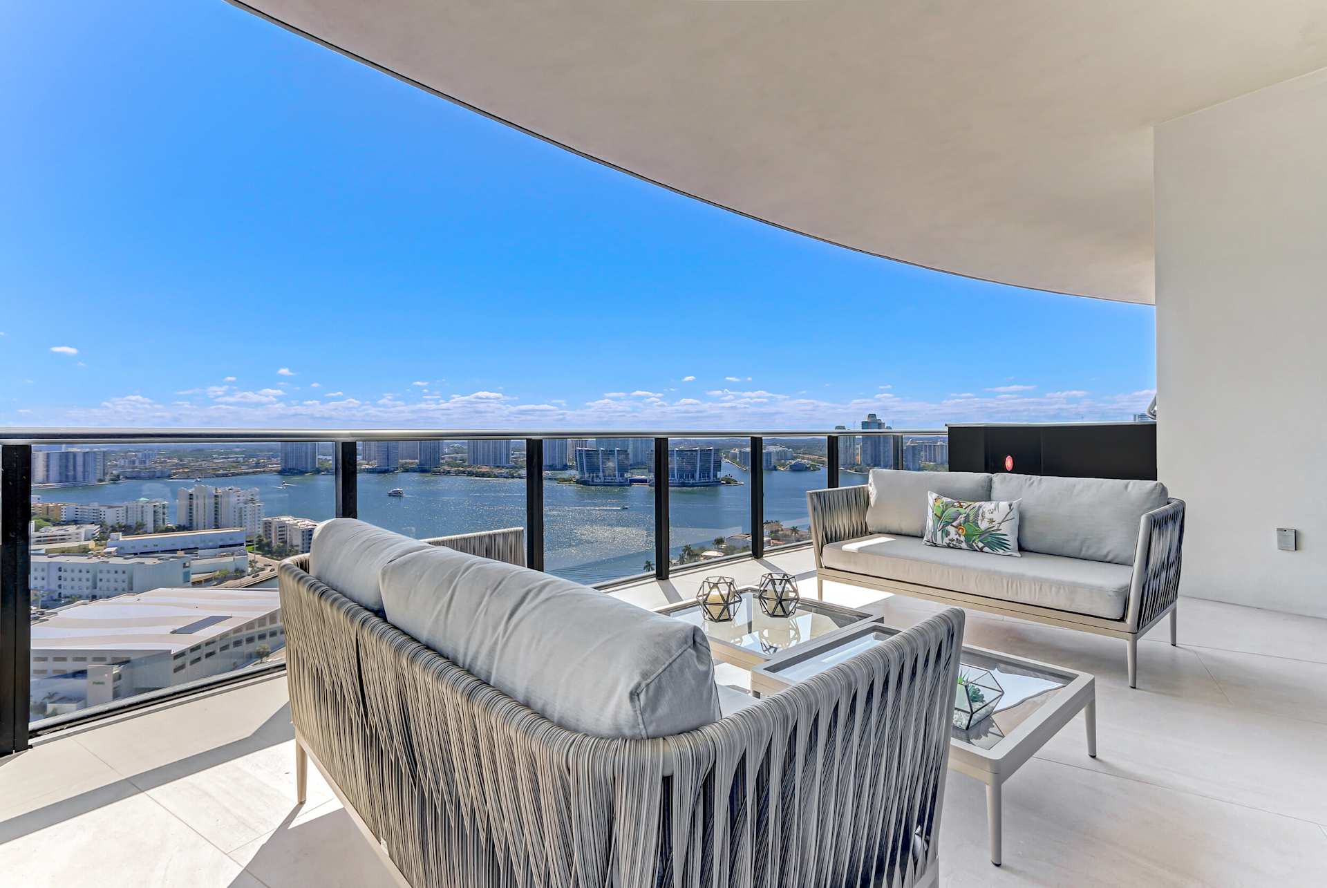 Rare 5 bedroom unit available at Porsche Design Tower - The Inside Network