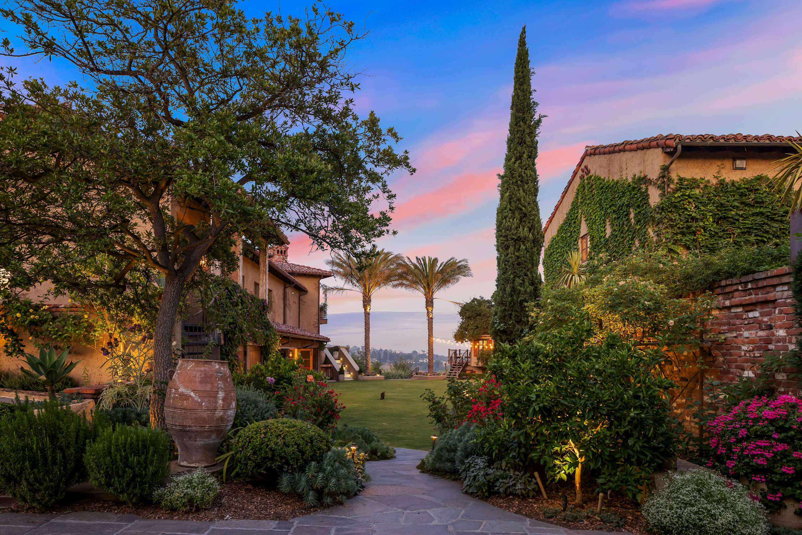 Software Mogul's 28,000 Sq. Ft. "Villa Theos" Asks $85 Million in ...