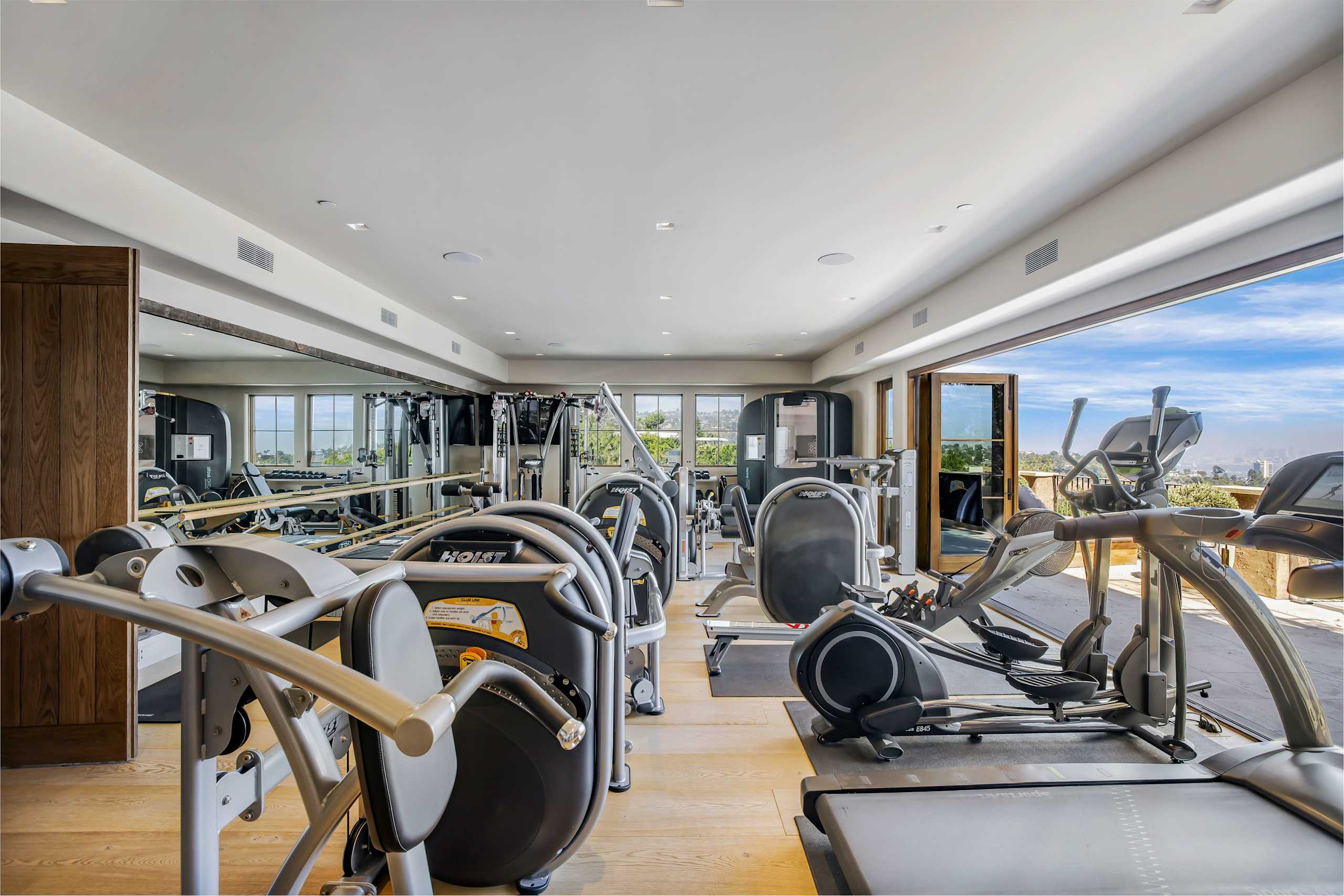 Software Mogul's 28,000 Sq. Ft. "Villa Theos" Asks $85 Million in ...