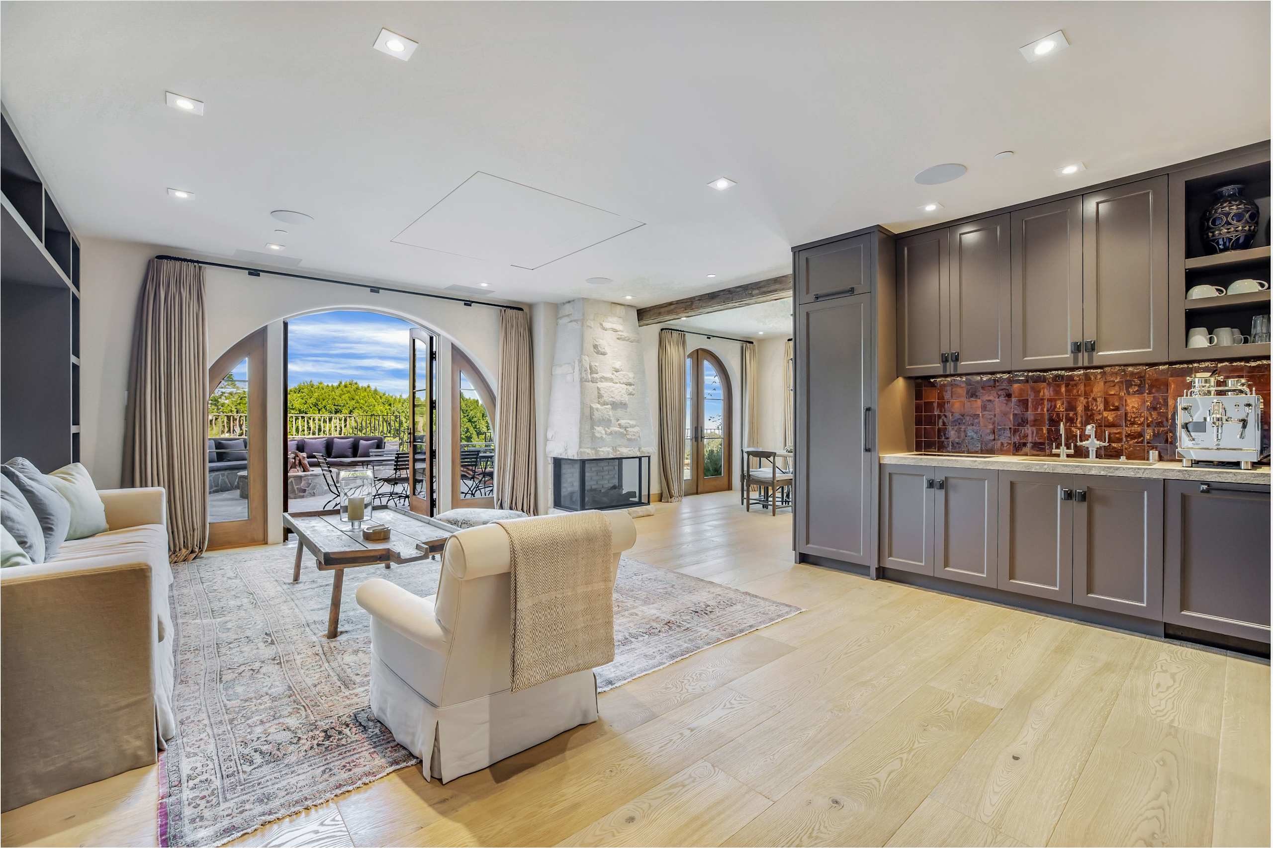 Software Mogul's 28,000 Sq. Ft. "Villa Theos" Asks $85 Million in ...