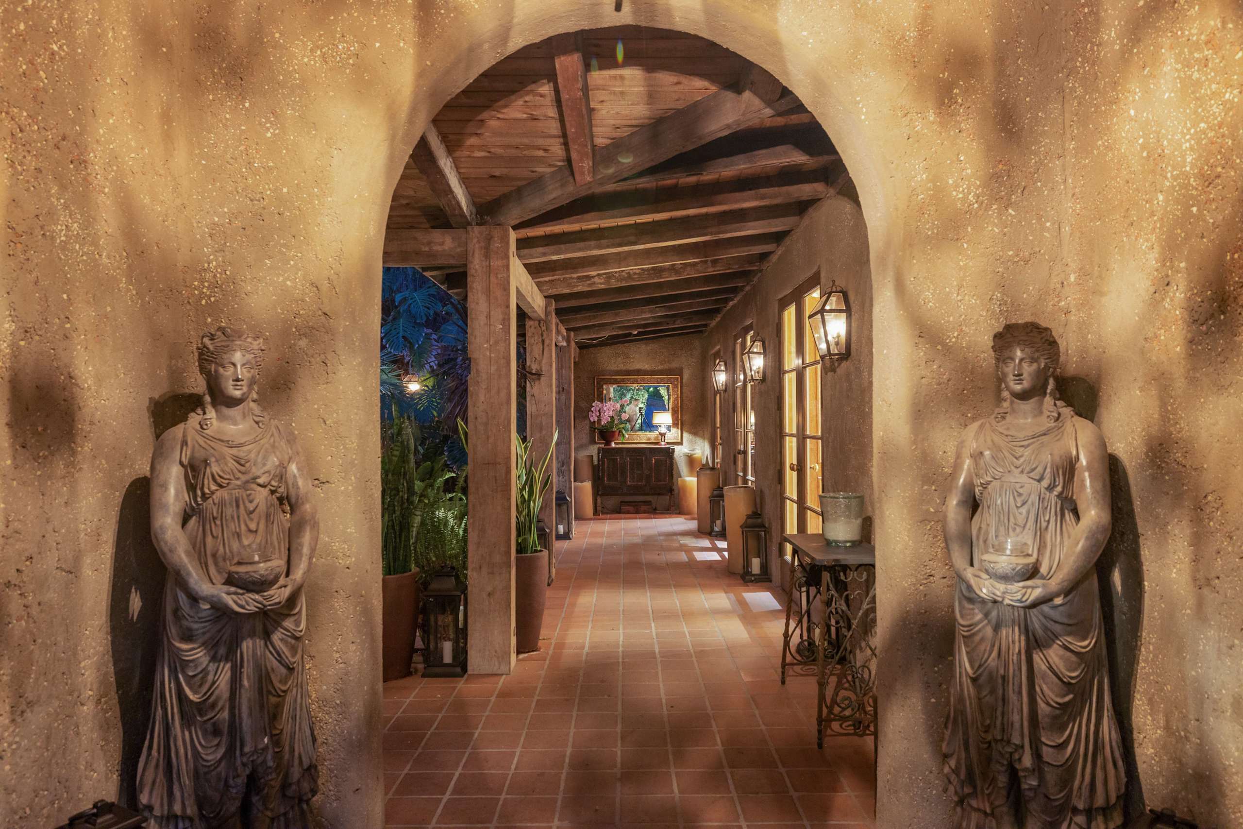 Software Mogul's 28,000 Sq. Ft. "Villa Theos" Asks $85 Million in ...