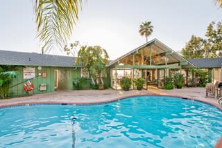 Tahitian Terrace | Michelle Bolotin | Pacific Palisades Real Estate