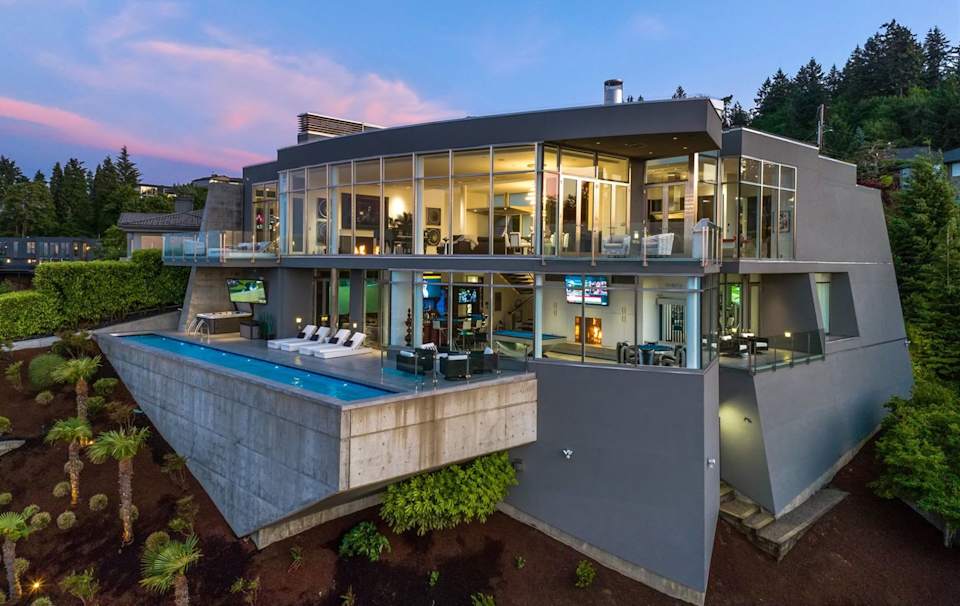 Exploring Smart and Sustainable Luxury Homes in Portland | Blog | Peter ...