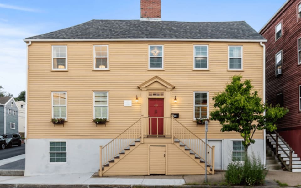 What to Consider When Eyeing a Charming Home in Historic Districts ...