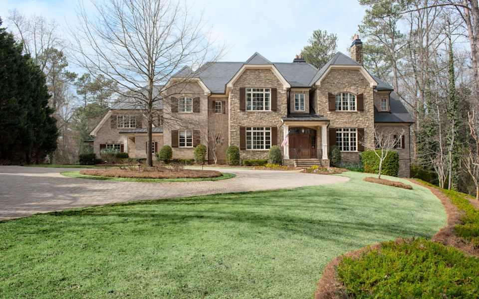 Sandy Springs | Neighborhood Guide