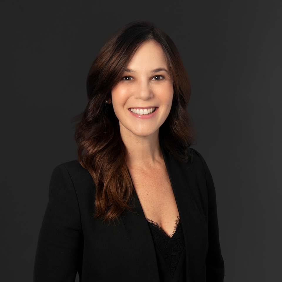 new-agent-photo-meredith-peterson