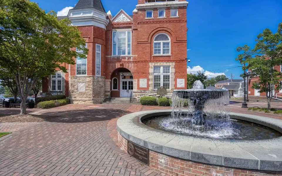 Dallas Georgia - Clareo Real Estate