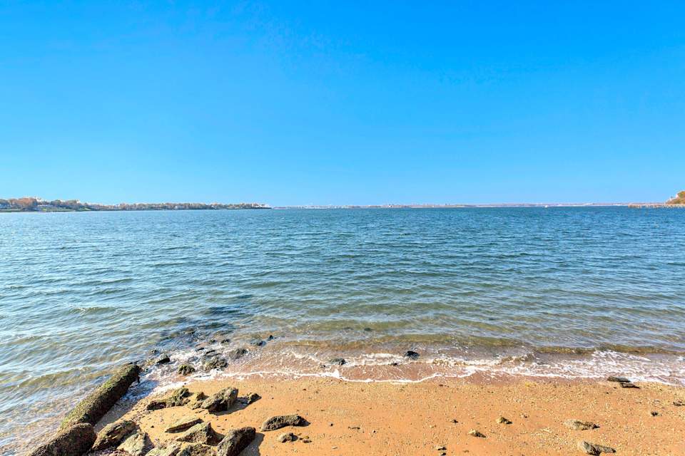 Mill Neck | Neighborhood Guide