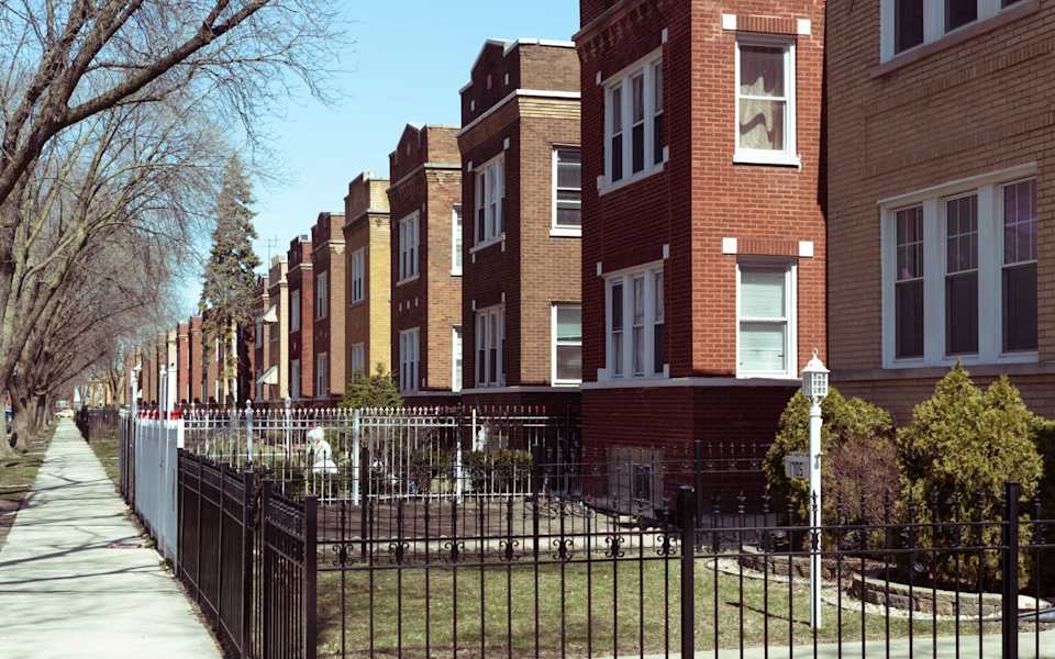 Roscoe Village | Neighborhood Guide