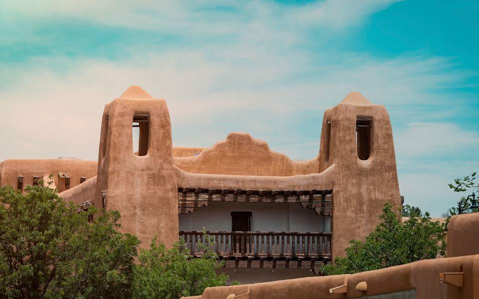 The Ultimate Guide to Santa Fe Architecture | Robyn Tyra