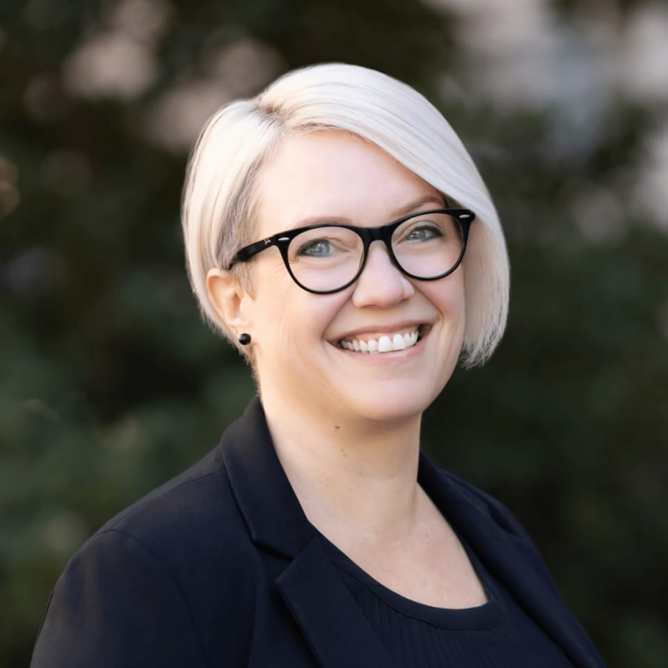 About Jennifer Baer | The Daniel Baer Team | Daniel Baer Team