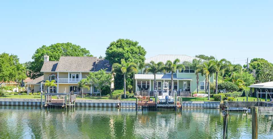 Beach Park/Sunset Park | Kelly Burchill's Neighborhood Guide