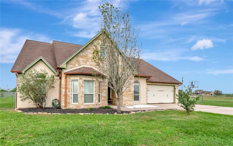 7 of the Most Popular Architectural House Styles | Blog | The Zaplac Group