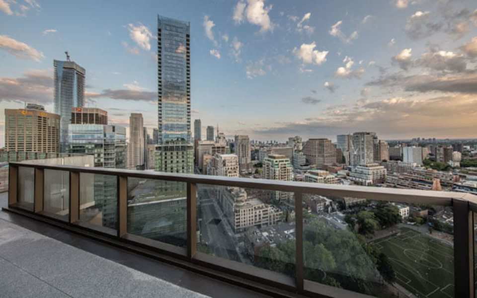 Best Toronto High-Rises With Unparalleled Amenities | Blog | Barry ...