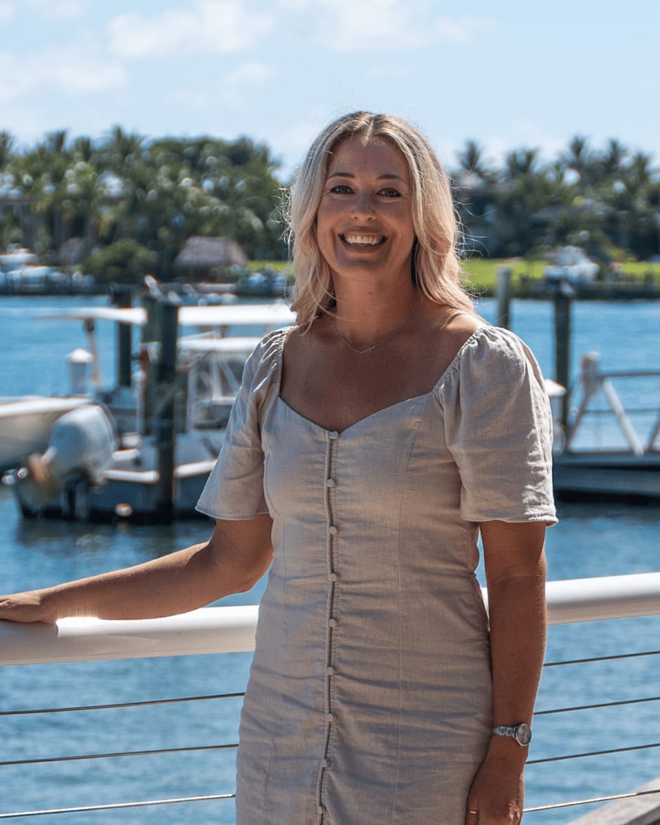 Nikki Baker | Jupiter Real Estate Team | Wolfe Team
