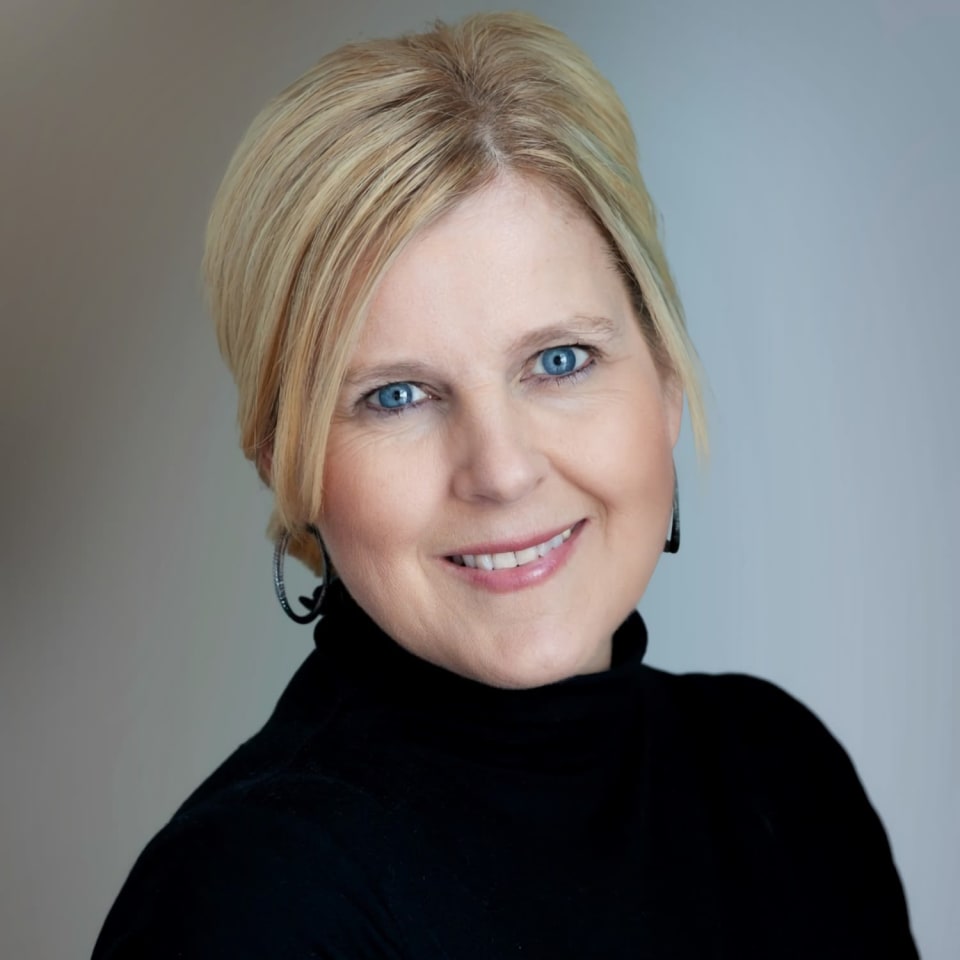 About Michele Mamo | Dwell Well Group | Cincinnati Real Estate Agents