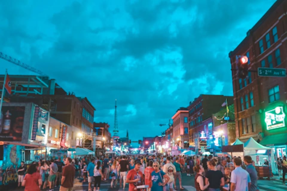 17 Date-Night Destinations in Nashville | Shane McCarty