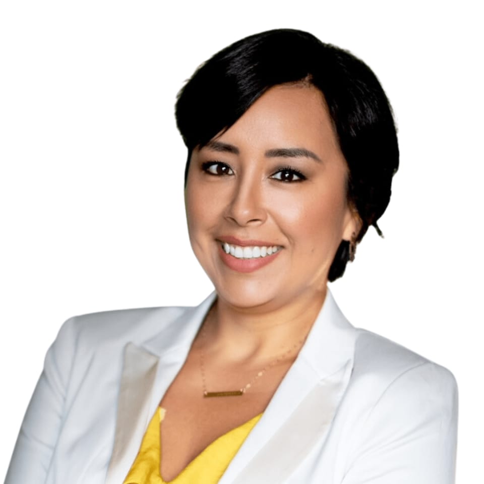 Leslie Cruz -ROOM Real Estate