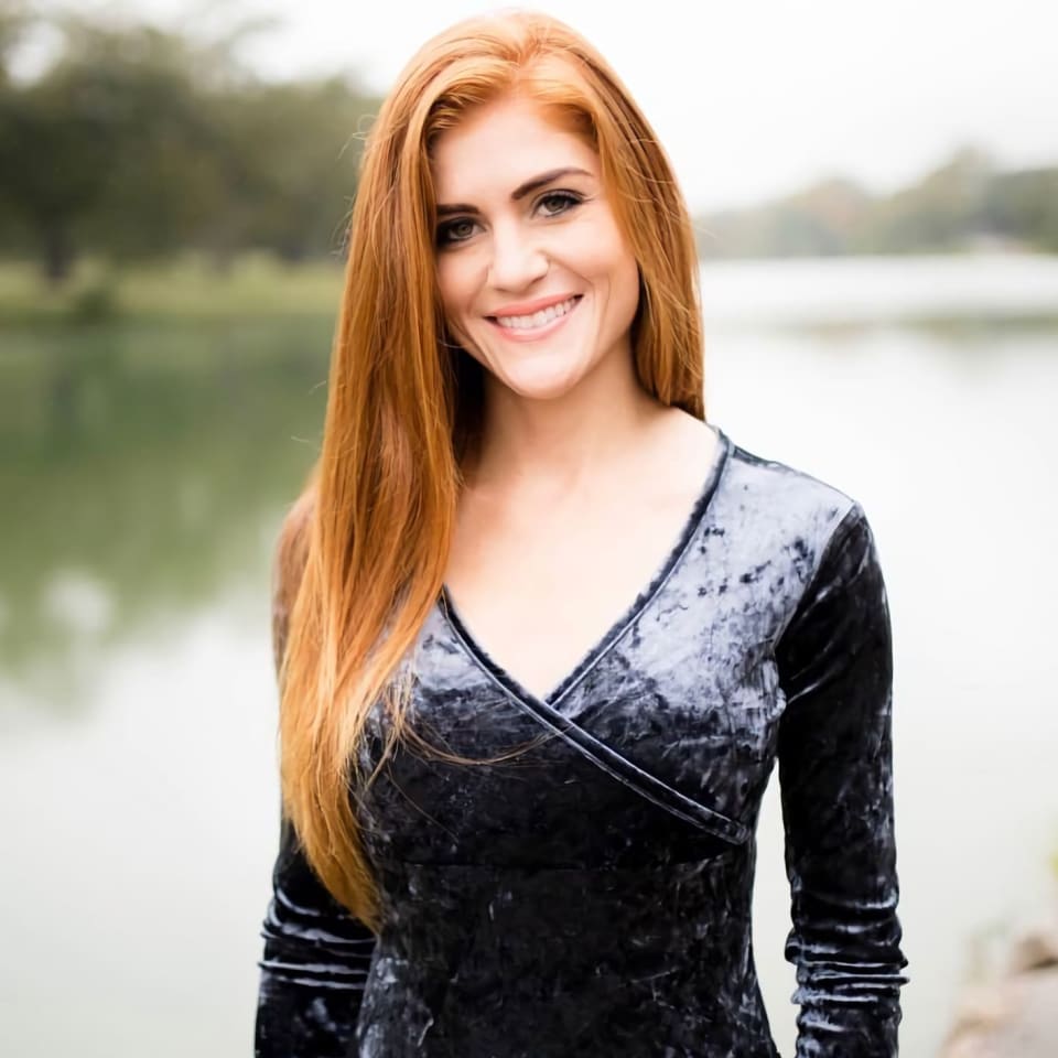 About Jenna Marie Moore | Topper Real Estate