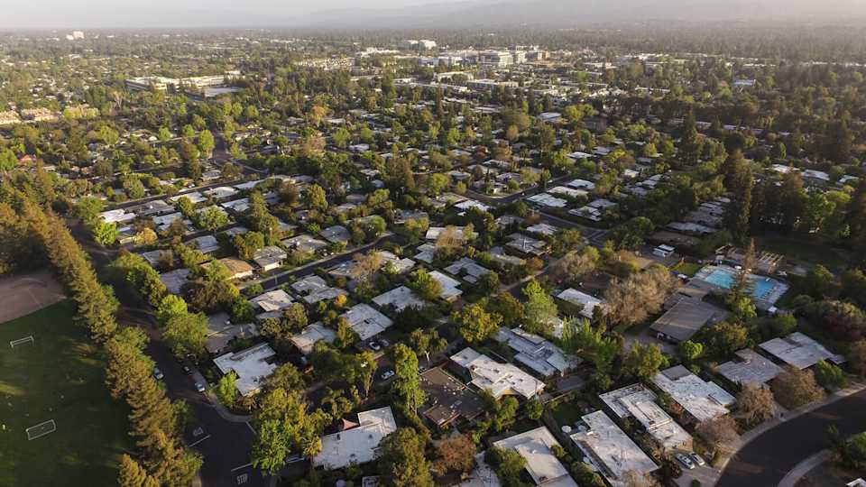 How to Find the Right Neighborhood for You | Blog