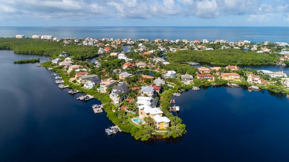 Barefoot Beach | Neighborhood Guide