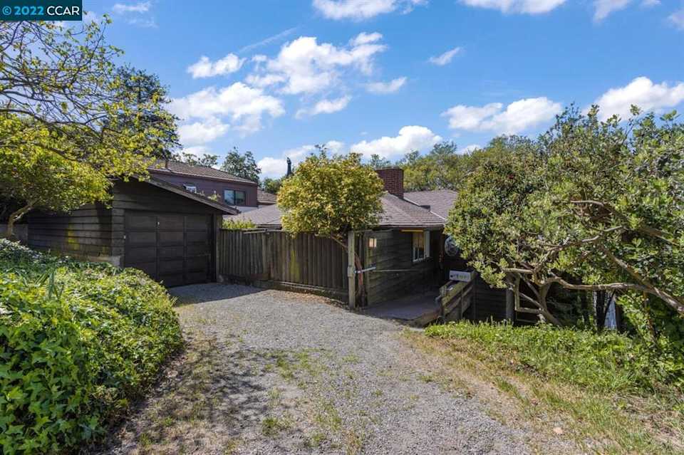 2916-shasta-rd-40986293