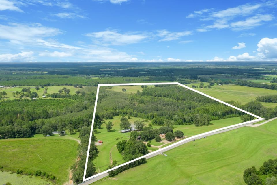 Farmhouse on 45+ Acres with Barn and Freshwater Pond | Blog | Spears Group