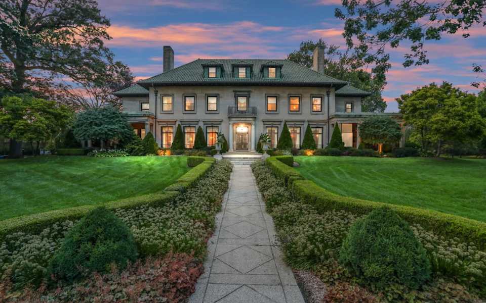 Exploring the Grandeur of The Benjamin Siegel House | Blog | City ...