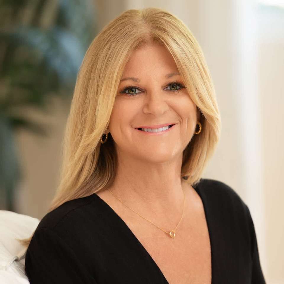 Jill Keys - Illuminate Properties