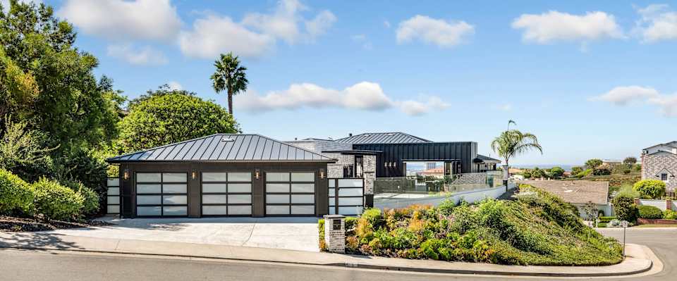 Spyglass | Neighborhood Guide | Casey Lesher