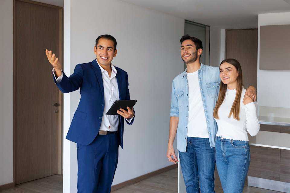 5 Things Realtors Do Behind The Scenes | Dreamscape Real Estate
