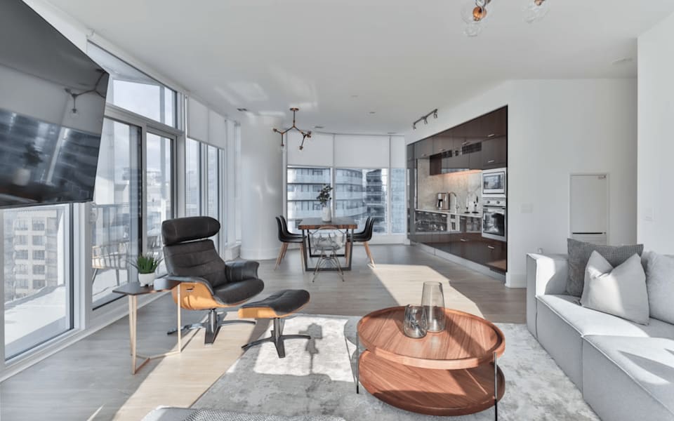 The Allure of Ultra-Luxury Rentals: Pros and Cons | Blog | Align Luxury