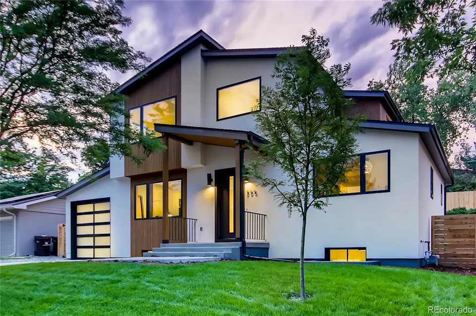 555 Hartford Dr | Real Estate Listing | 8z Real Estate