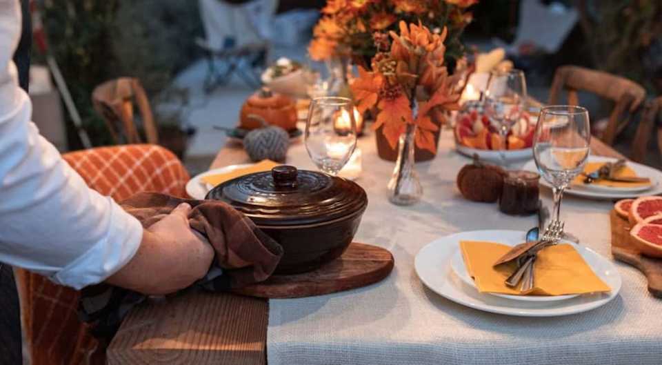 Ideal Dining Rooms for a Thanksgiving Feast and Ways to Transform Your ...