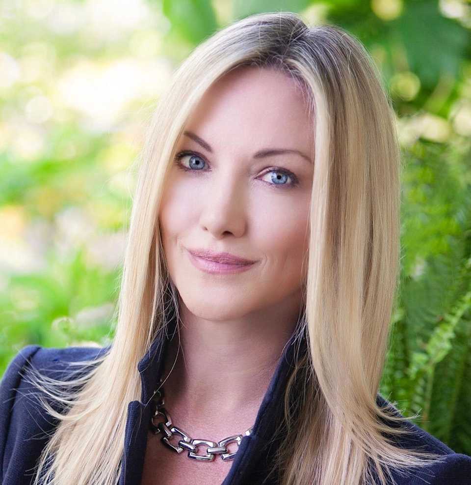 About Holly Sulayman | Premier Relocation | Chicago Real Estate Agents