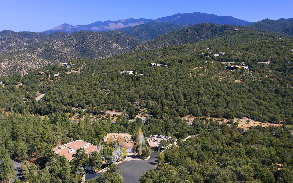 Santa Fe Summit | Neighborhood Guide | Darlene Streit