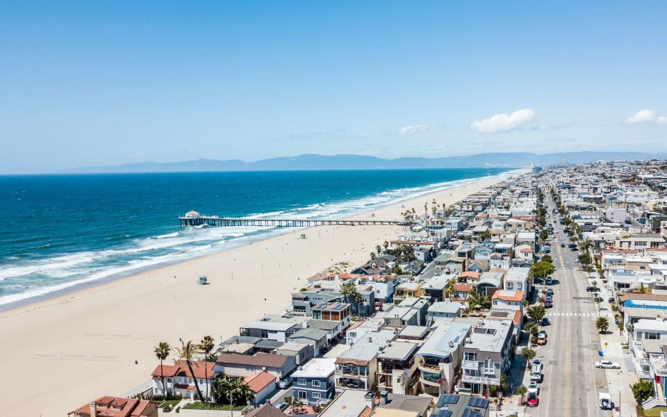 Manhattan Beach | Neighborhood Guide | Lynn Range